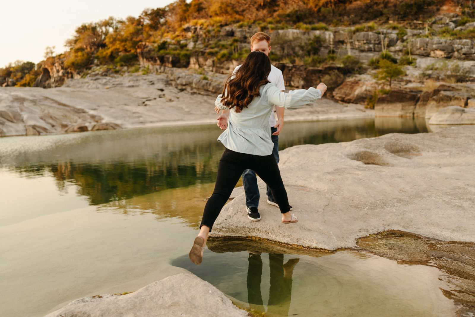 Pedernales Falls State Park Engagement Session | Katie + Luke - angelinaloreta.com