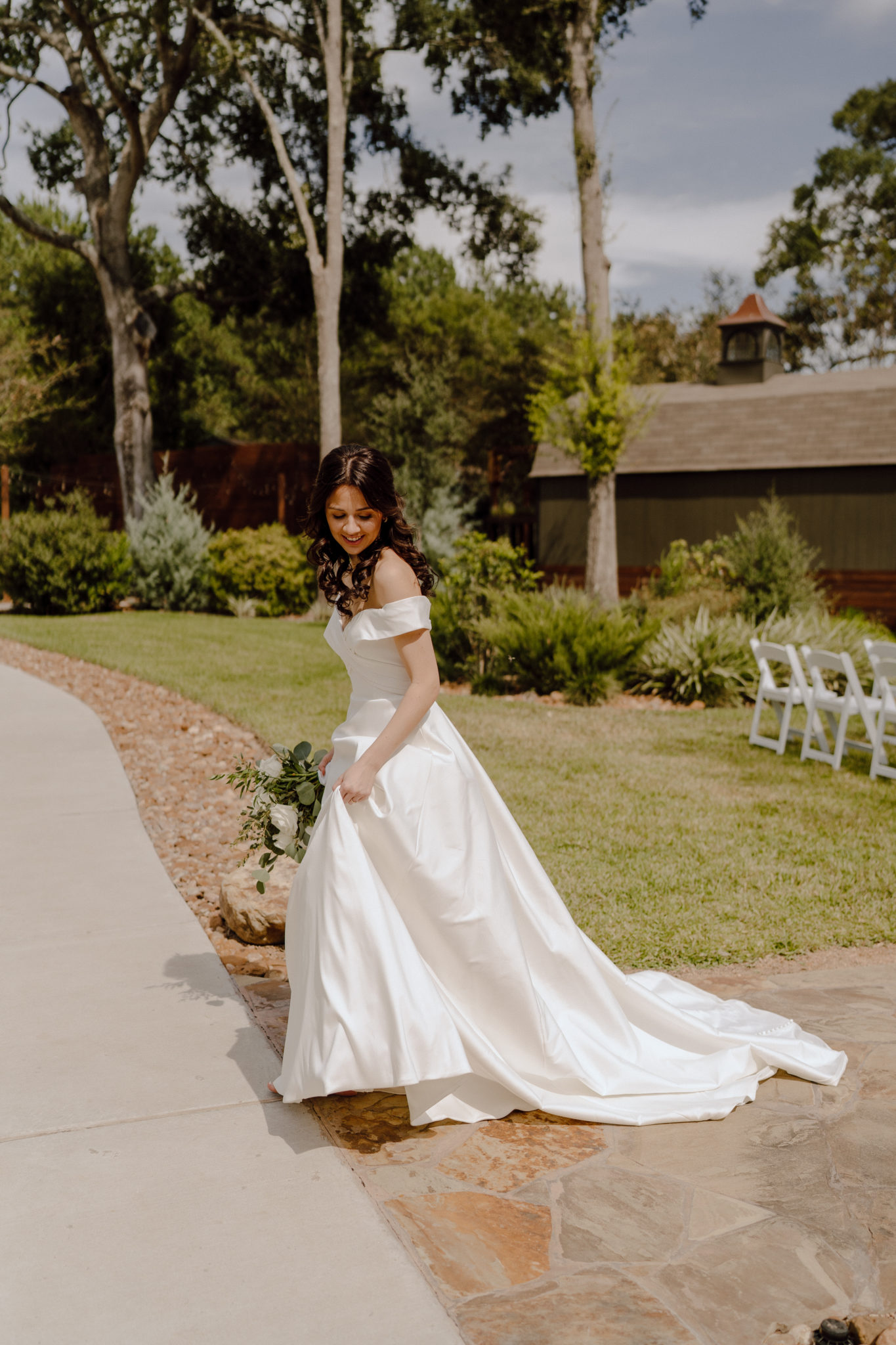 Why I will Always Vouch for Bridal Portraits - angelinaloreta.com