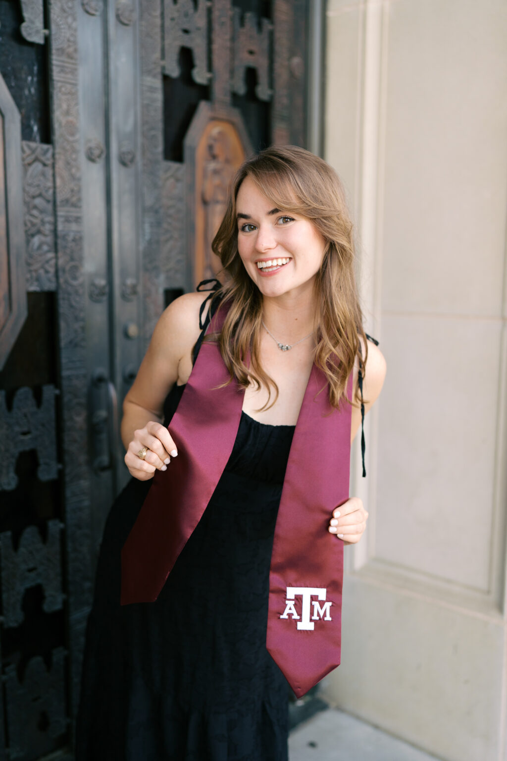 Capturing Memorable Texas A&M Graduation Photos - angelinaloreta.com
