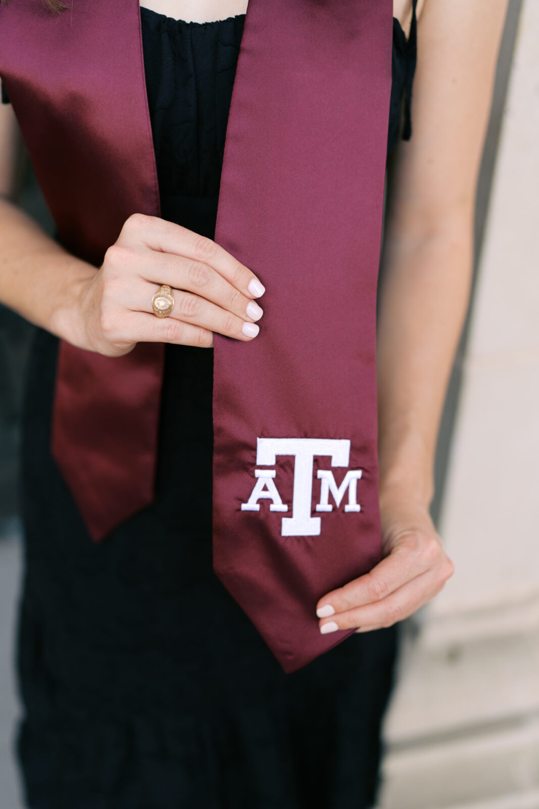 Capturing Memorable Texas A&M Graduation Photos - angelinaloreta.com